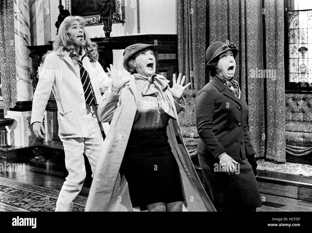 THE RULING CLASS, Peter O'Toole, Patsy Byrne, Kay Walsh, 1972 Stock ...