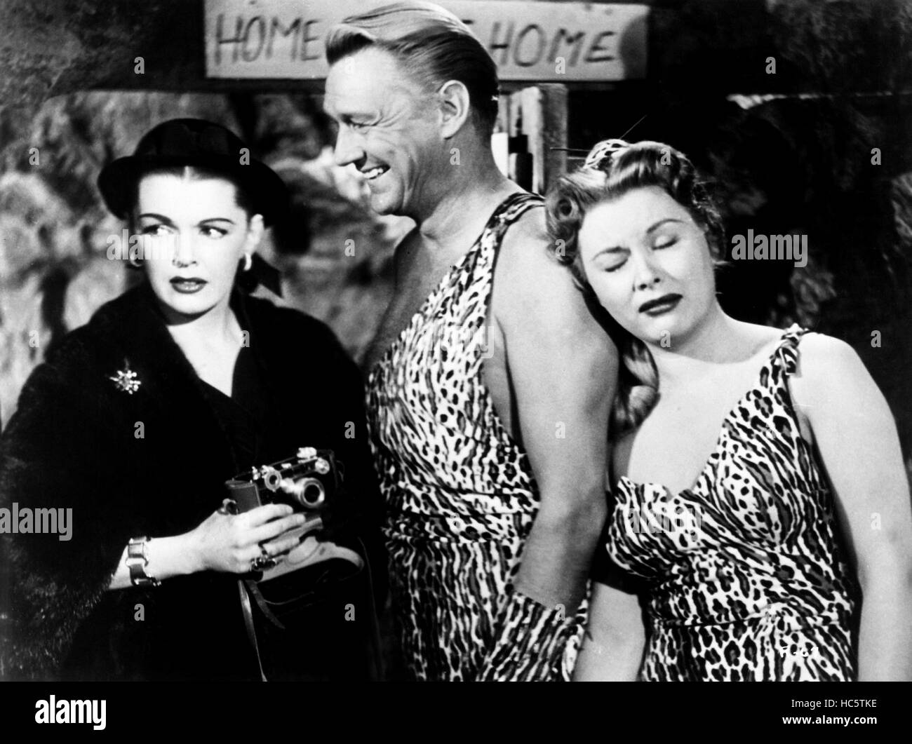 RUN FOR THE HILLS, from left, Vici Raaf, Sonny Tufts, Barbara Payton ...