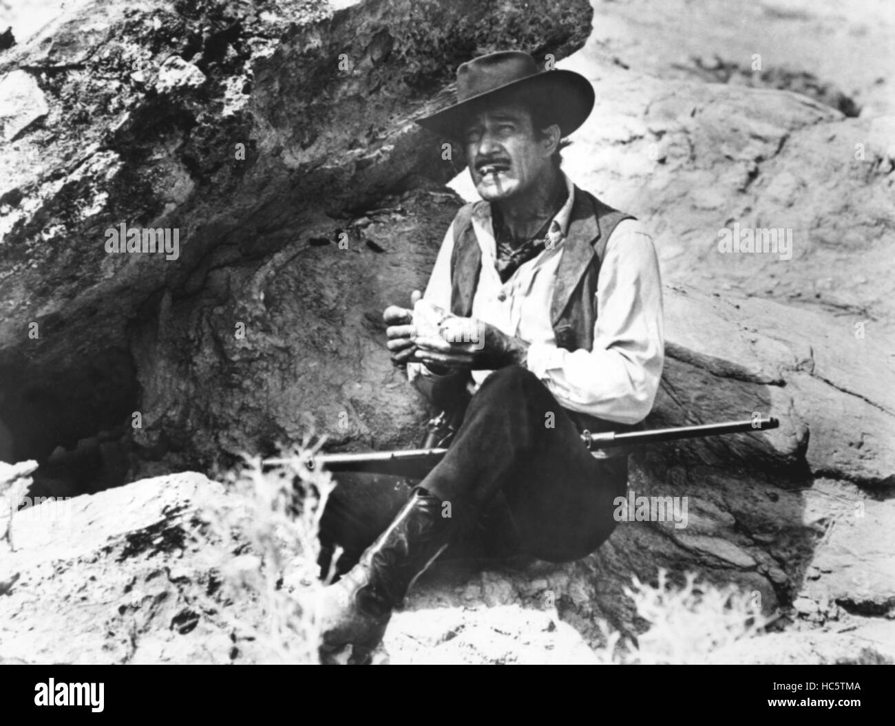 THE RUTHLESS FOUR (aka OGNUNO PER SE), Gilbert Roland, 1968 Stock Photo ...