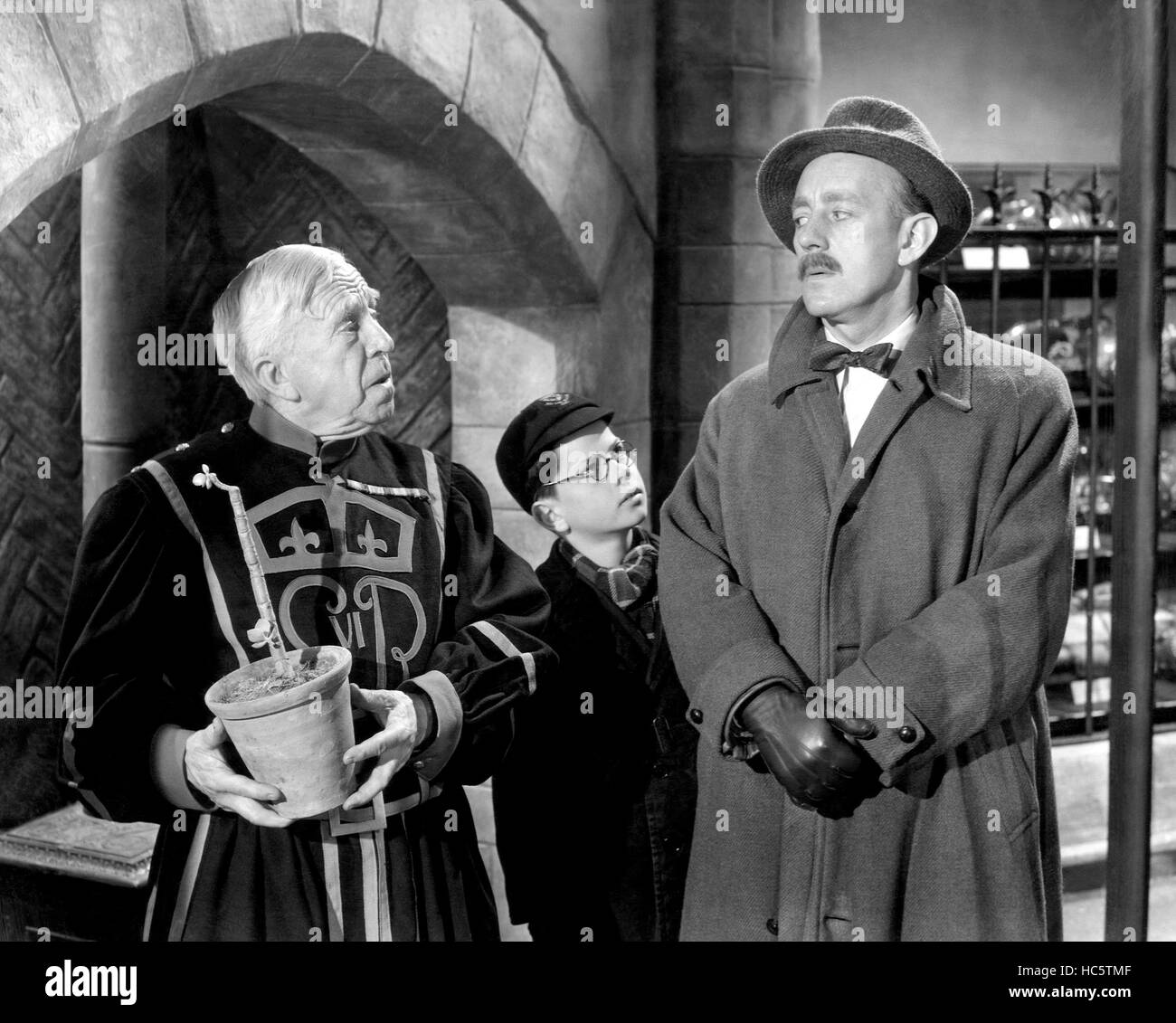 A RUN FOR YOUR MONEY, Edward Rigby (left), Alec Guinness (right), 1949 ...