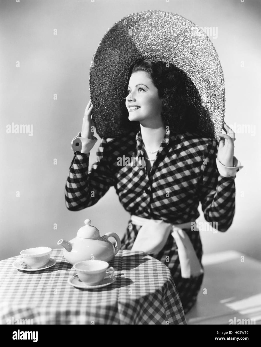 RULERS OF THE SEA, Margaret Lockwood, 1939 Stock Photo - Alamy
