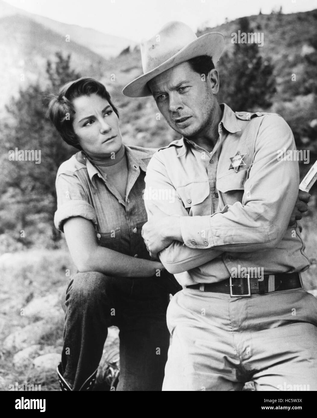 RUNNING TARGET, from left, Doris Dowling, Arthur Franz, 1956 Stock Photo - Alamy