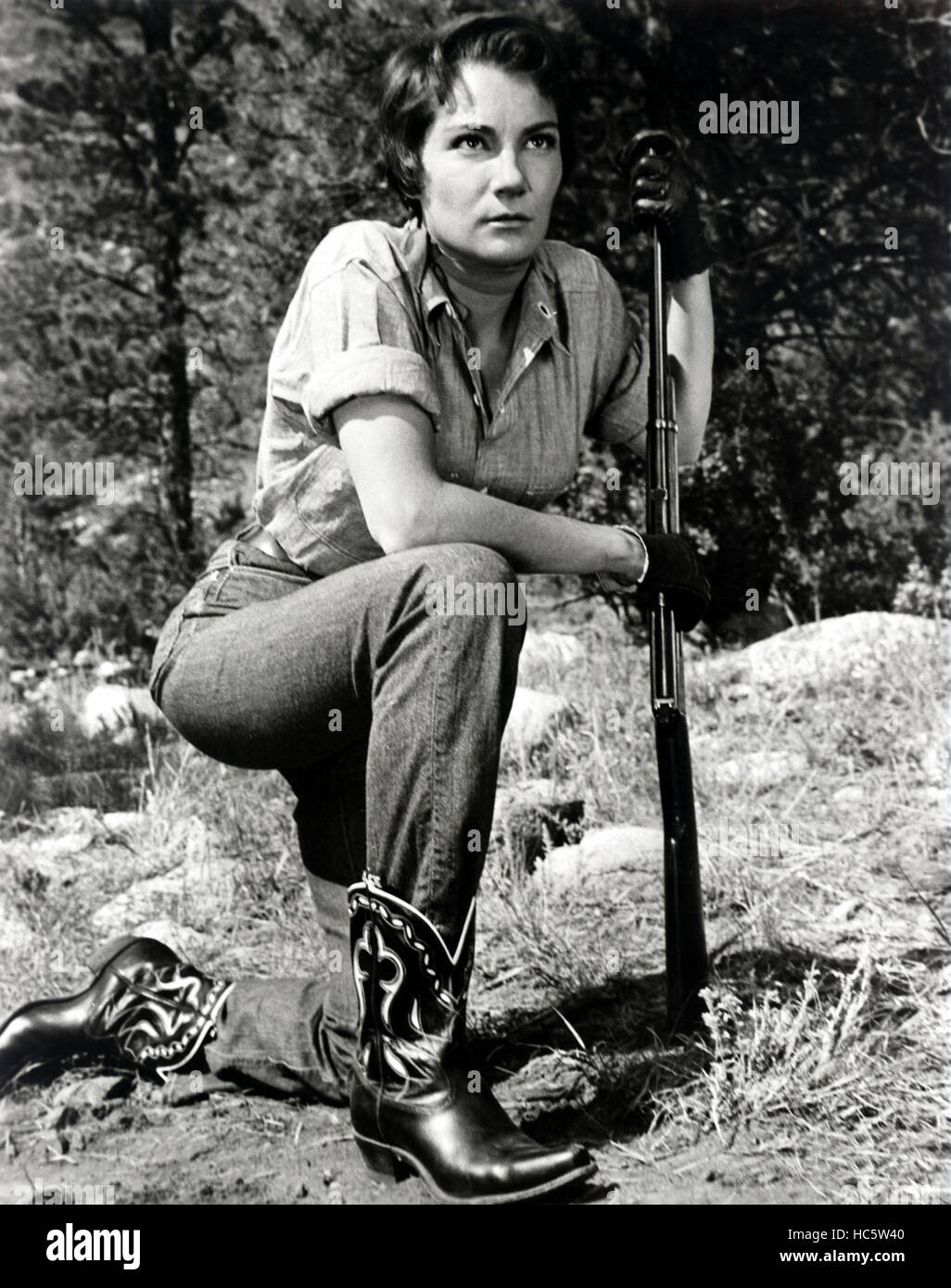 RUNNING TARGET, Doris Dowling, 1956 Stock Photo - Alamy