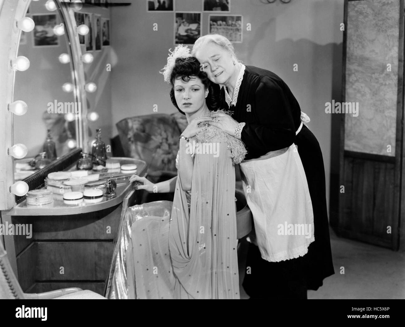 SARONG GIRL, from left, Ann Corio, Mary Gordon, 1943 Stock Photo - Alamy