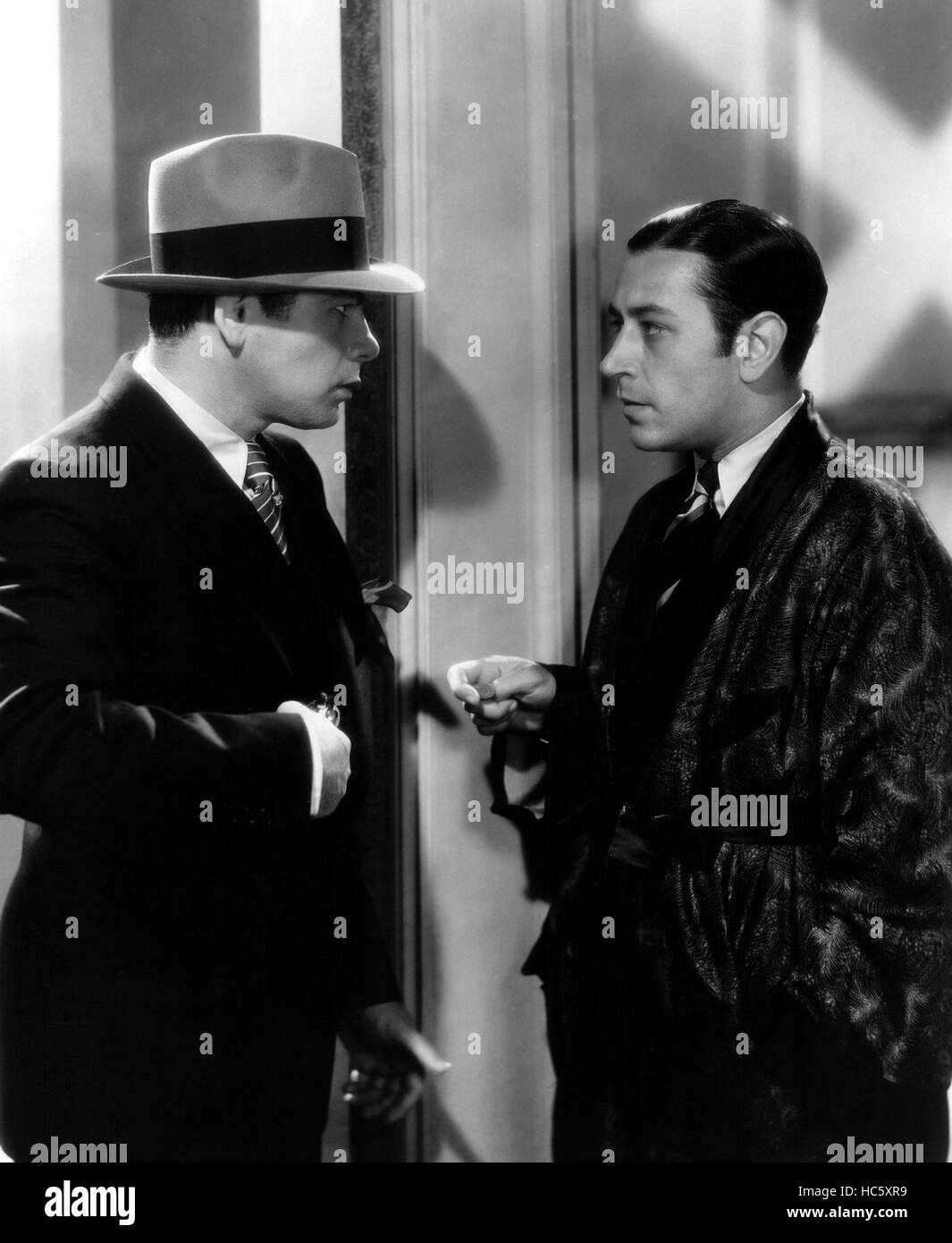 SCARFACE, Paul Muni, George Raft, 1932 Stock Photo - Alamy
