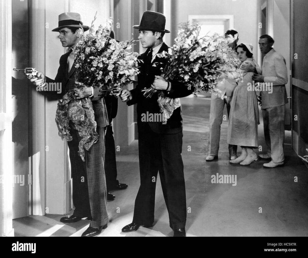 SCARFACE, Paul Muni, George Raft, 1932 Stock Photo - Alamy
