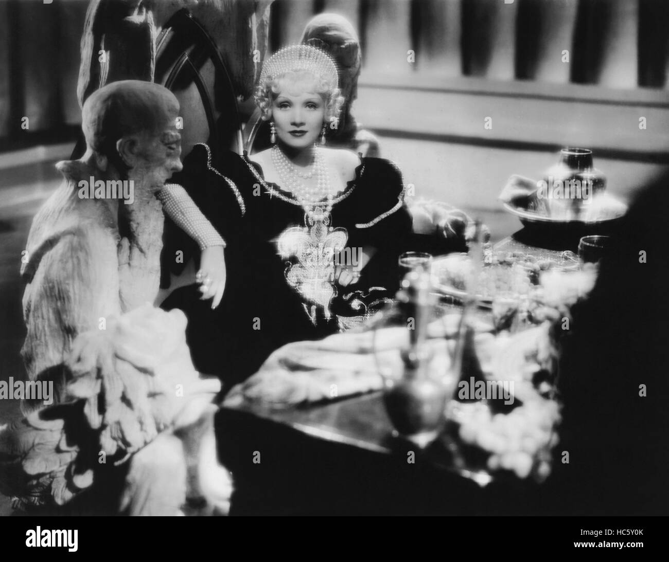 THE SCARLET EMMPRESS, Marlene Dietrich, 1934 Stock Photo - Alamy