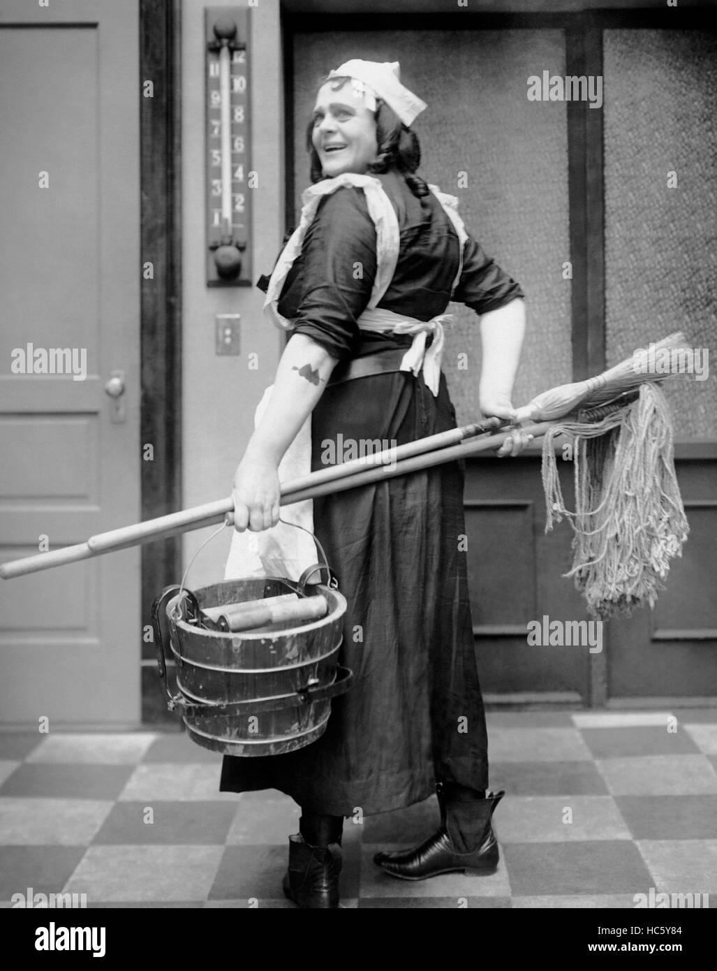 THE SCRUB LADY, Marie Dressler, 1917 Stock Photo - Alamy