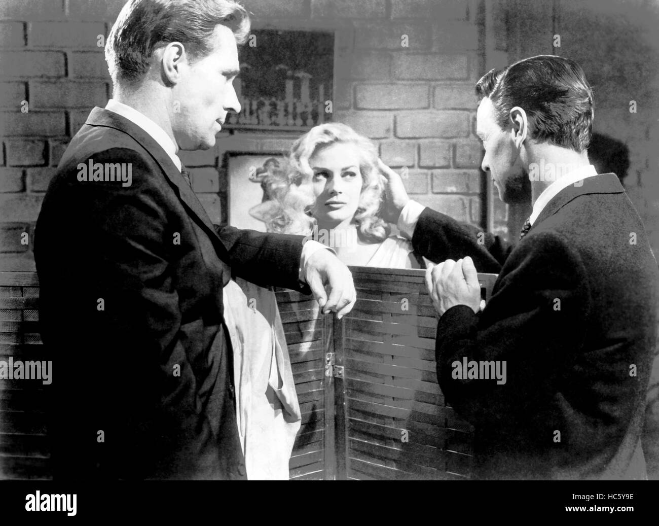 SCREAMING MIMI, from left, Phil Carey, Anita Ekberg, Harry Townes, 1958 ... SCREAMING MIMI, from left, Phil Carey, Anita Ekberg, Harry Townes, 1958 ...