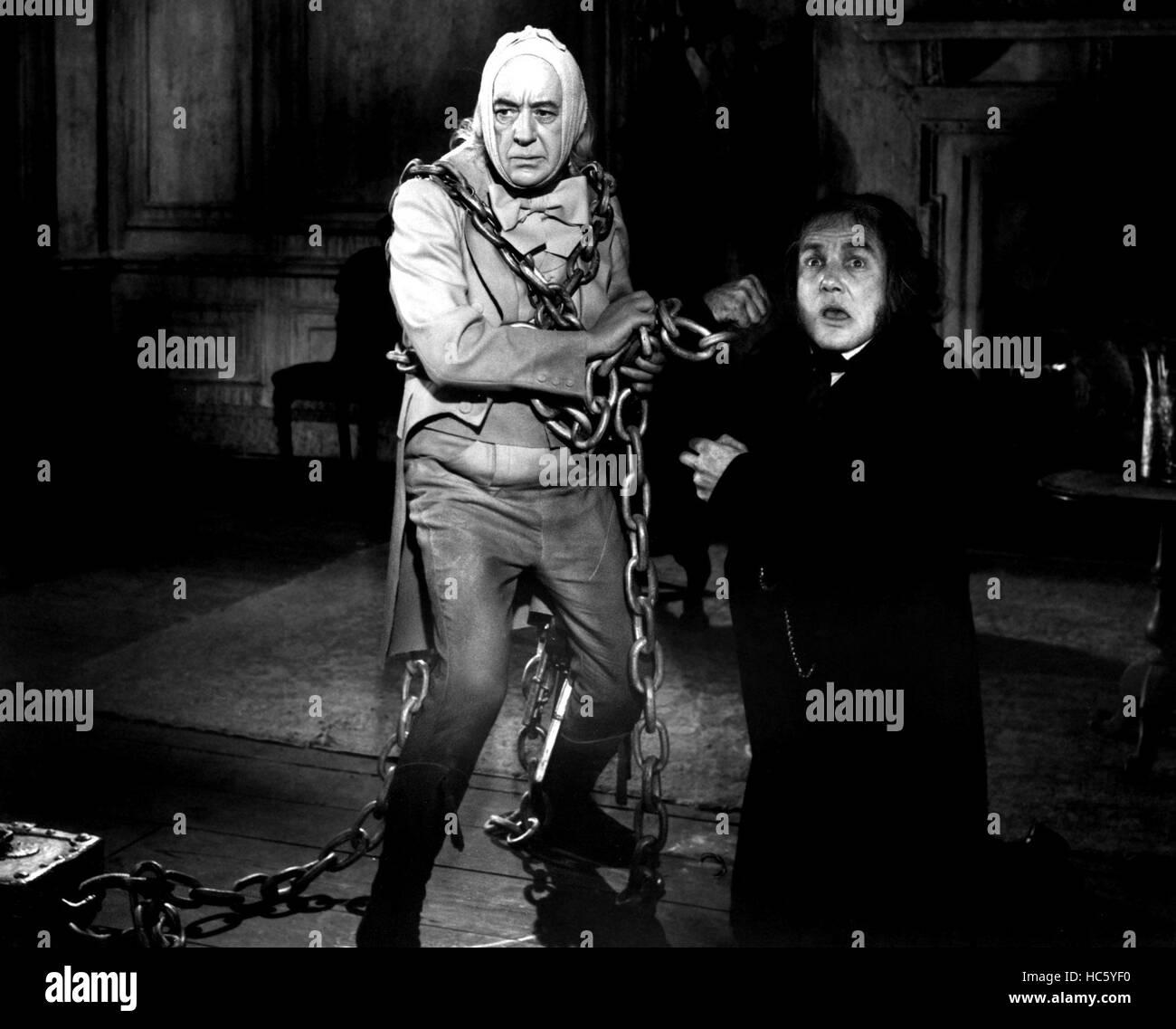 SCROOGE, Alec Guinness, Albert Finney, 1970 Stock Photo - Alamy