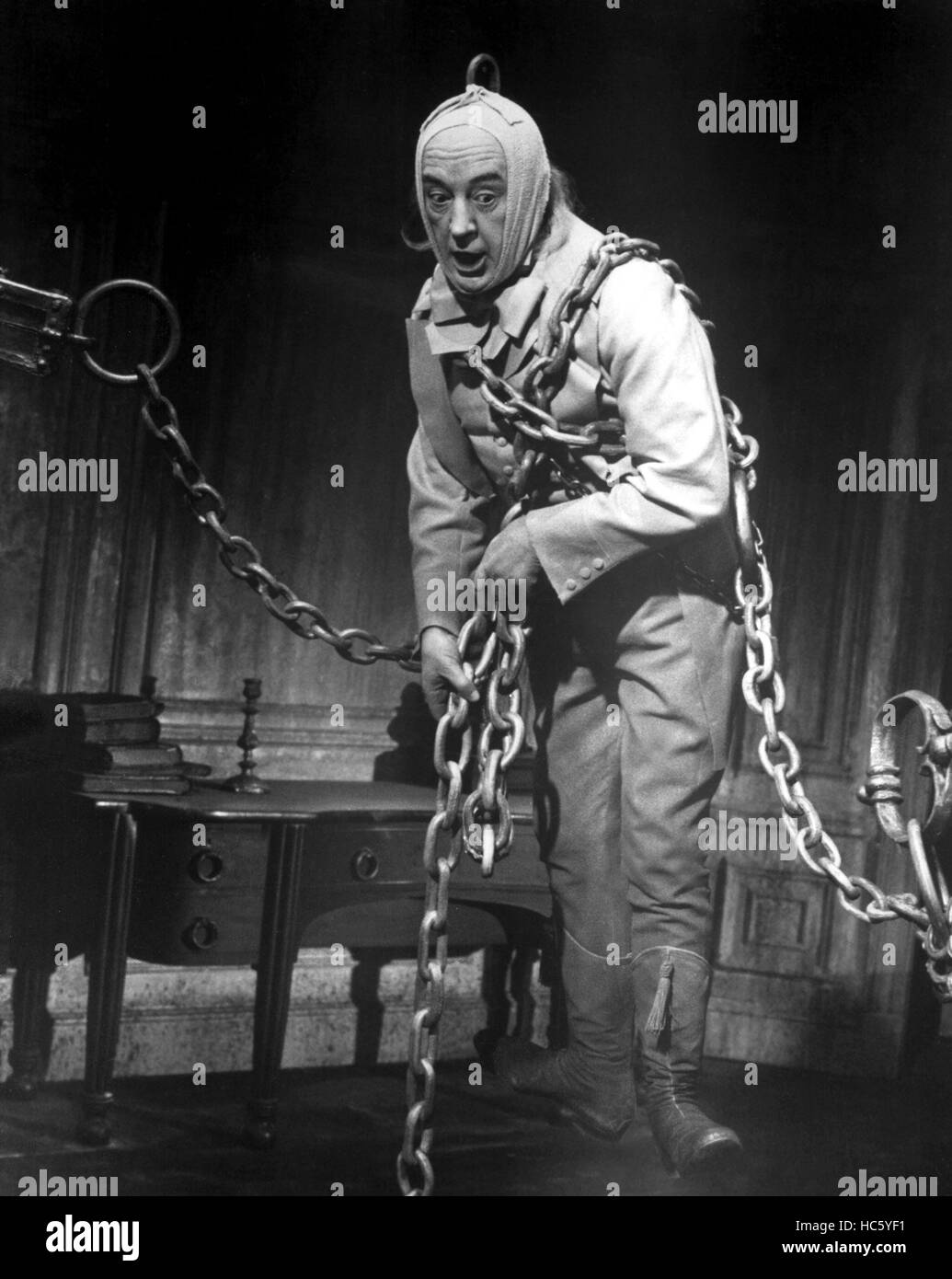 SCROOGE, Alec Guinness, 1970 Stock Photo - Alamy