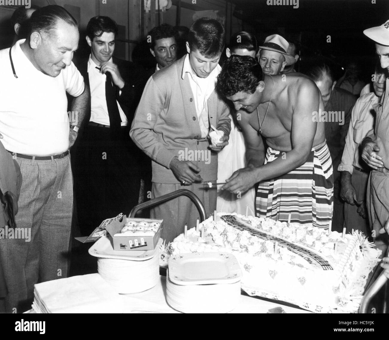 SCARED STIFF, Producer Hal Wallis on set with Jerry Lewis and Dean ...