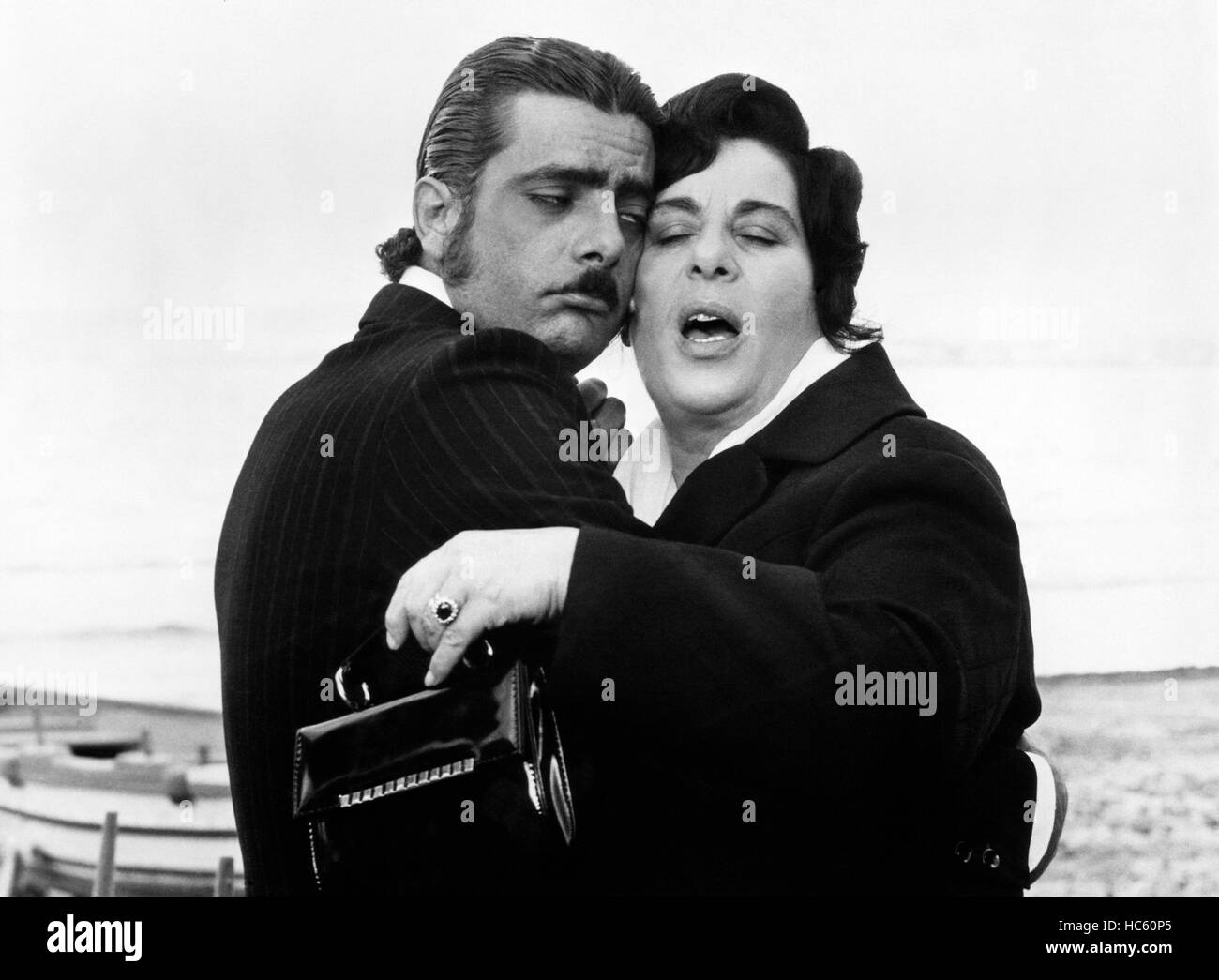 THE SEDUCTION OF MIMI, Giancarlo Giannini, Elena Fiore, 1972 Stock ...