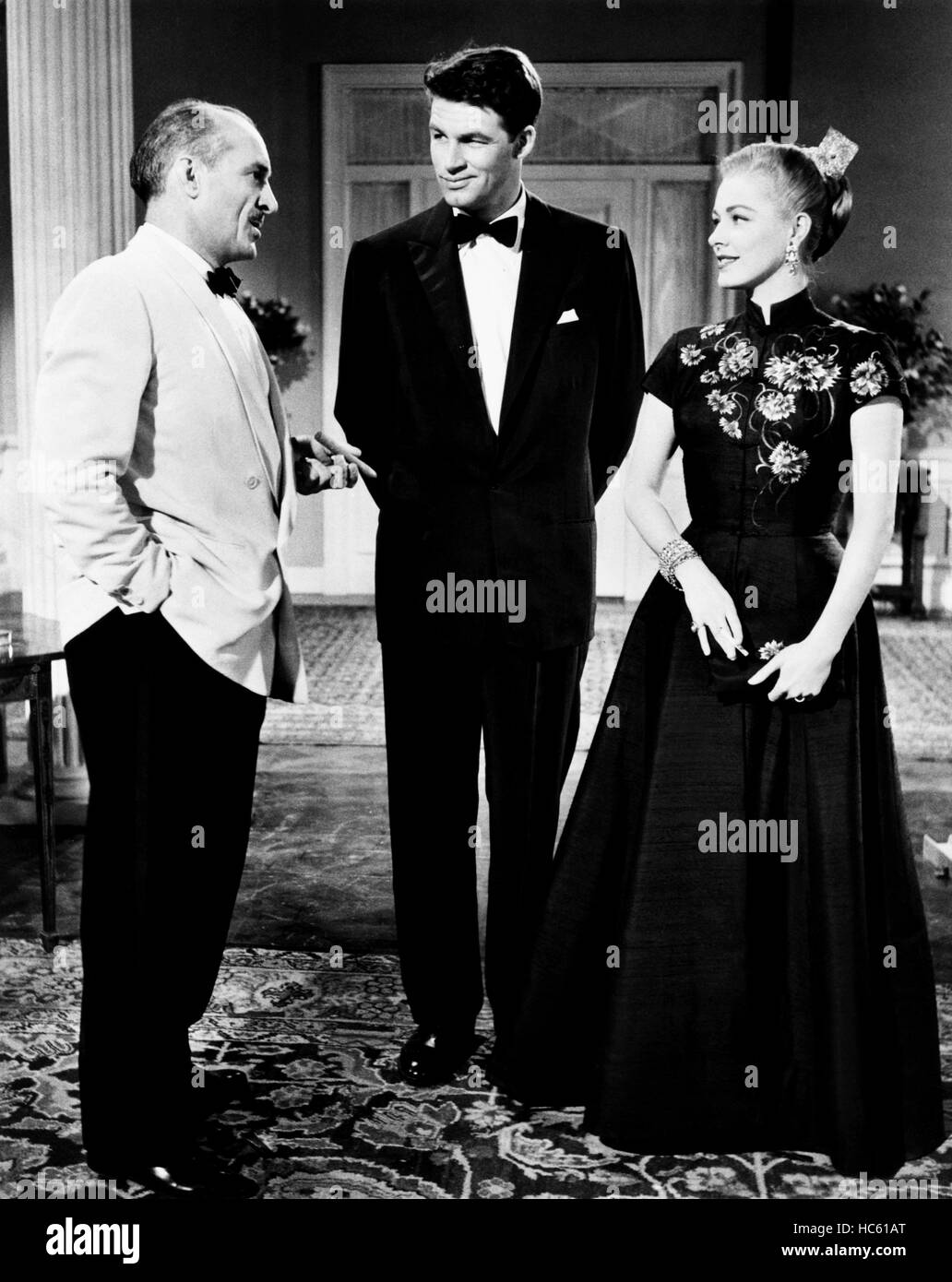 THE SEVENTH SIN, from left, Leslie Denison, Bill Travers, Eleanor ...