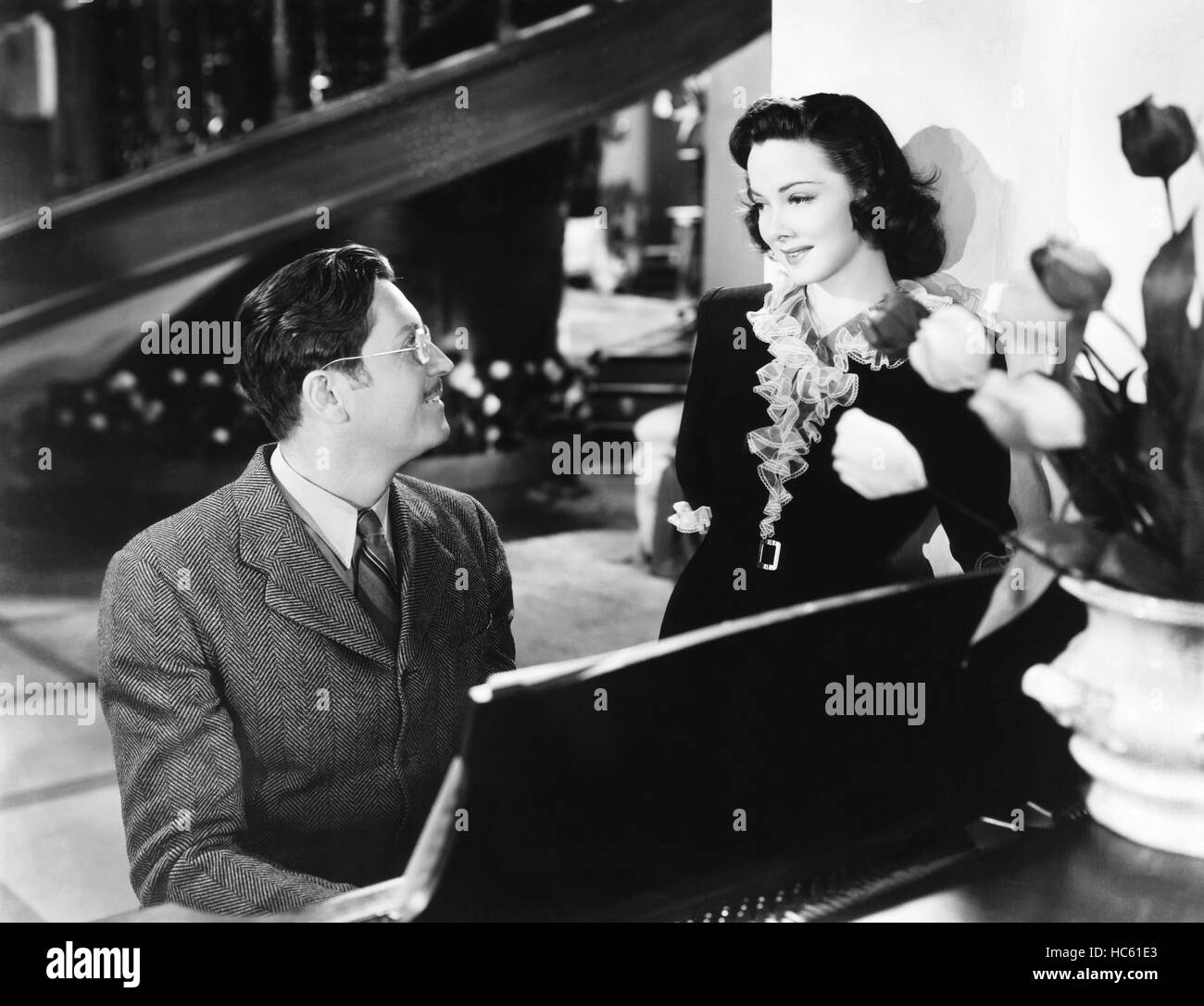 SEVEN SWEETHEARTS, from left: Carl Esmond, Kathryn Grayson, 1942 Stock ...