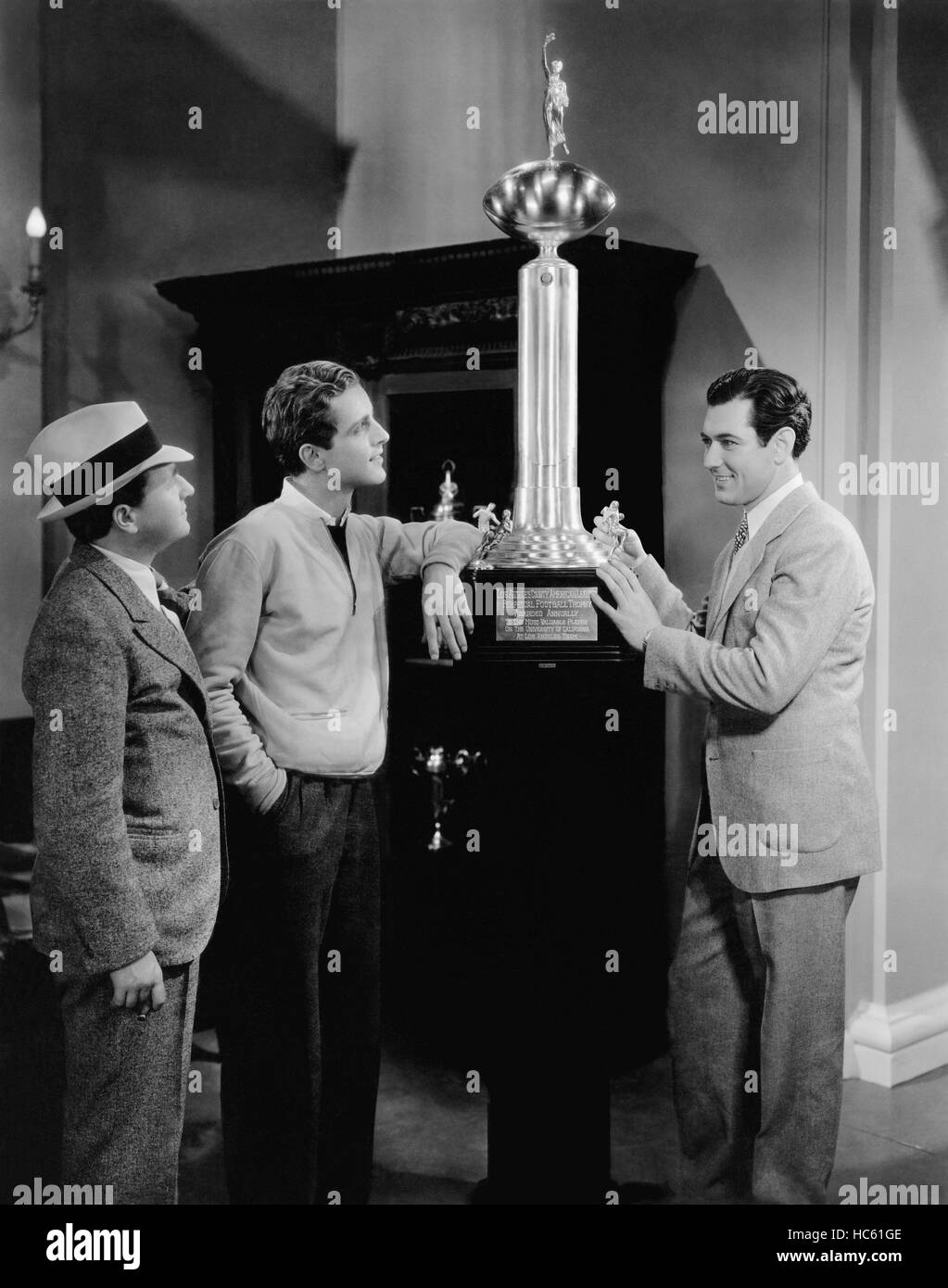 70,000 WITNESSES, from left, director Ralph Murphy, Phillips Holmes ...