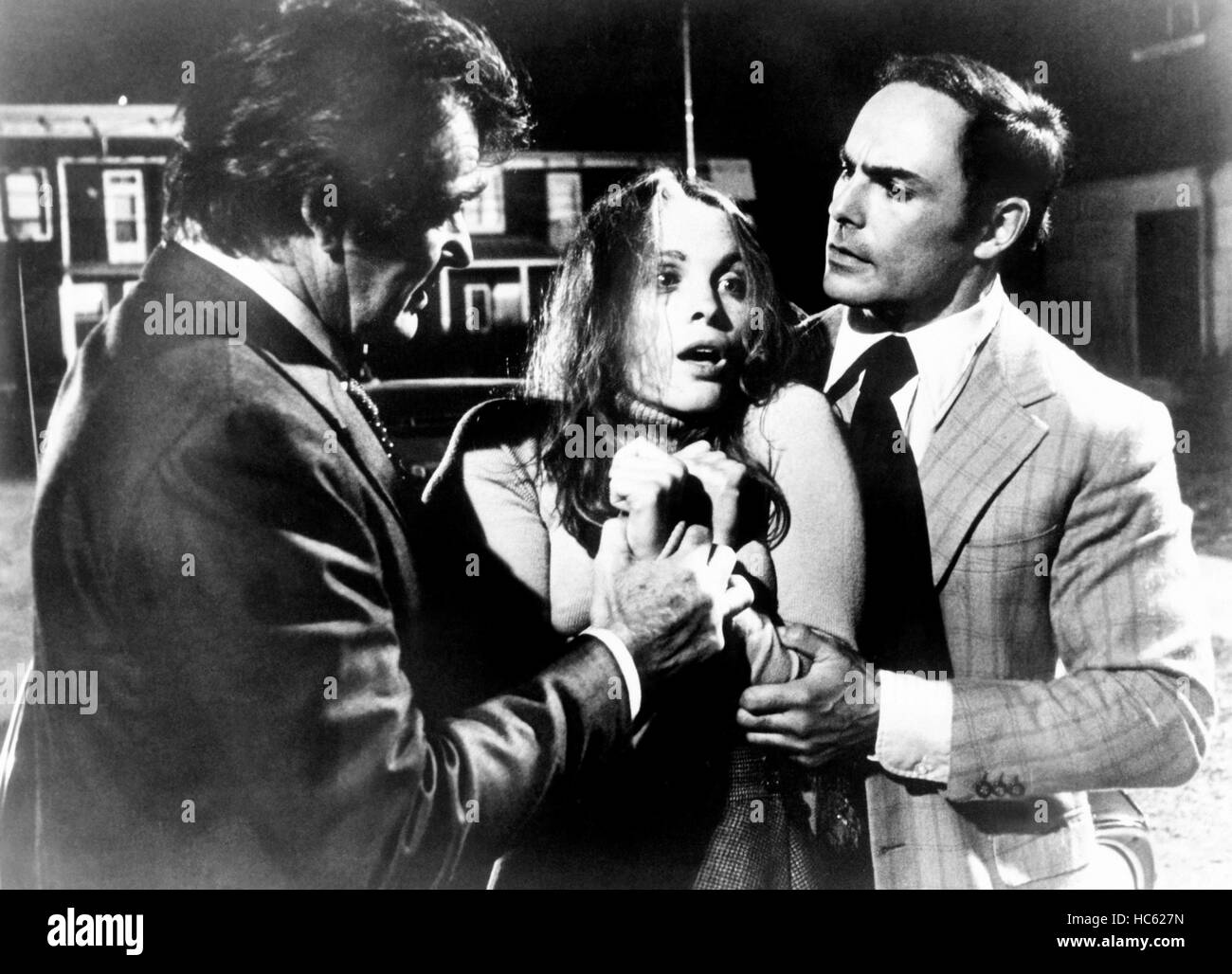 SHADOWS IN AN EMPTY ROOM, (aka UNA MAGNUM SPEICLA PER TONY SAITTA ...