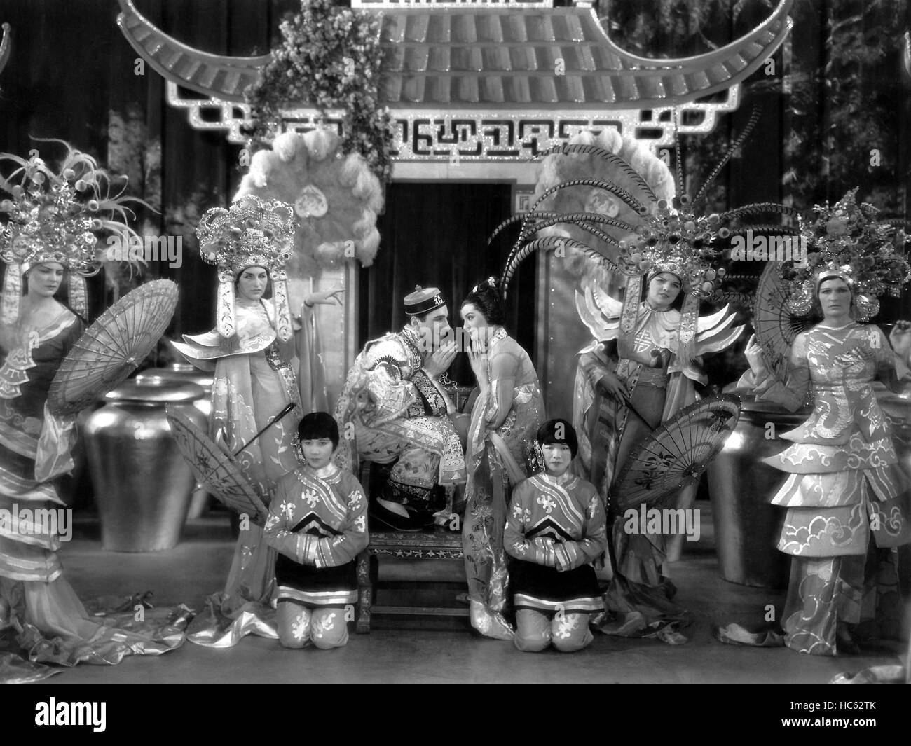 THE SHOW OF SHOWS, Nick Lucas, Myrna Loy, 1929 Stock Photo - Alamy