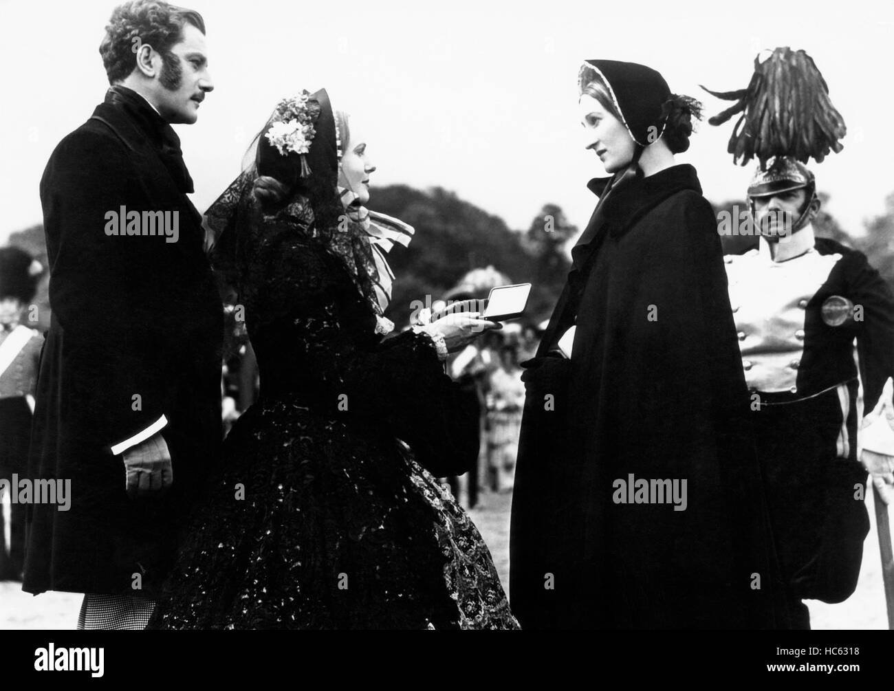 SIXTY GLORIOUS YEARS, (aka QUEEN OF DESTINY), from left: Anton Walbrook ...
