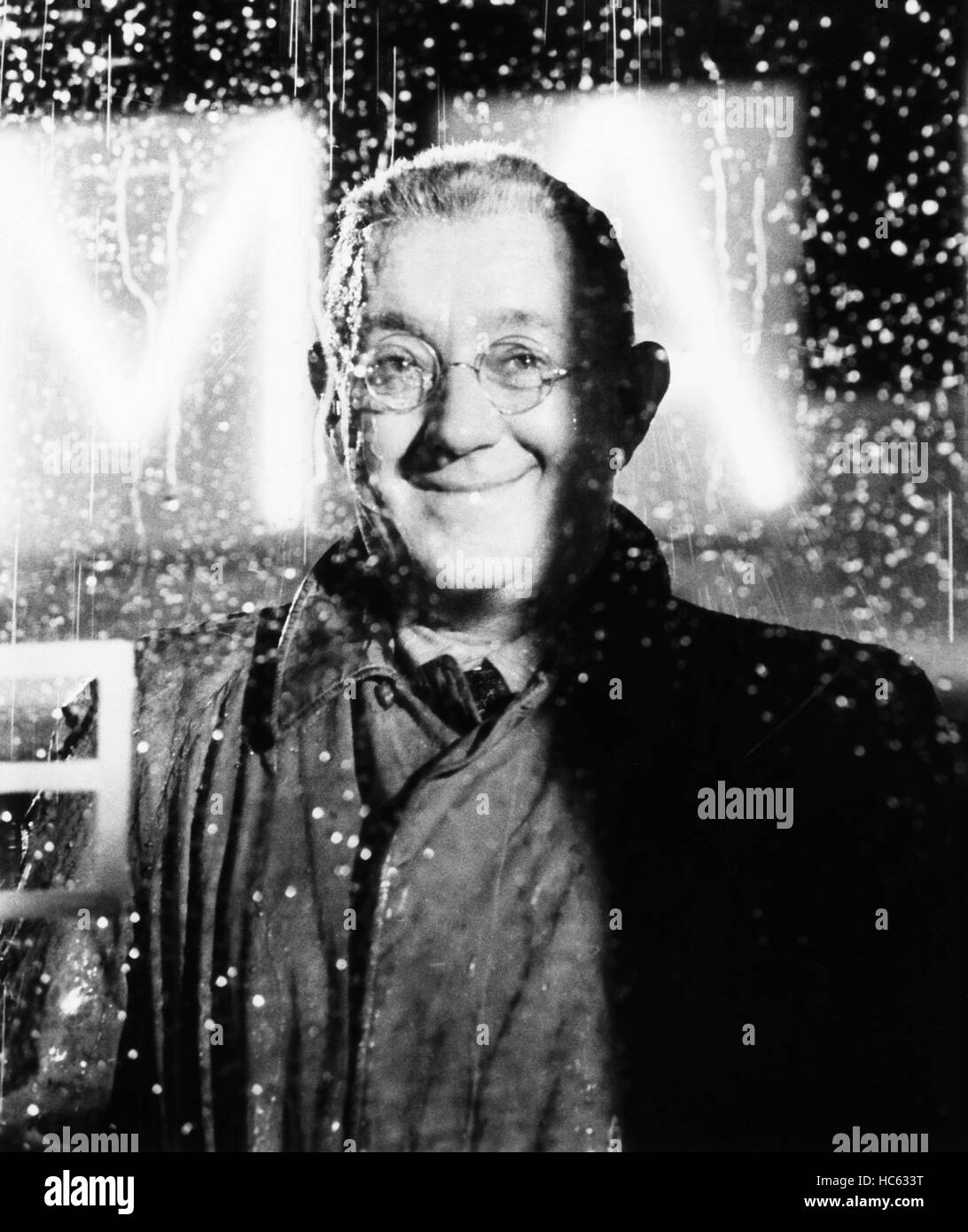 SITUATION HOPELESS BUT NOT SERIOUS, Alec Guinness, 1965 Stock Photo - Alamy