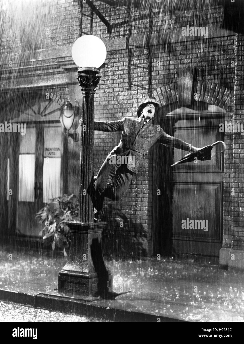 SINGIN' IN THE RAIN, Gene Kelly, 1952 Stock Photo - Alamy