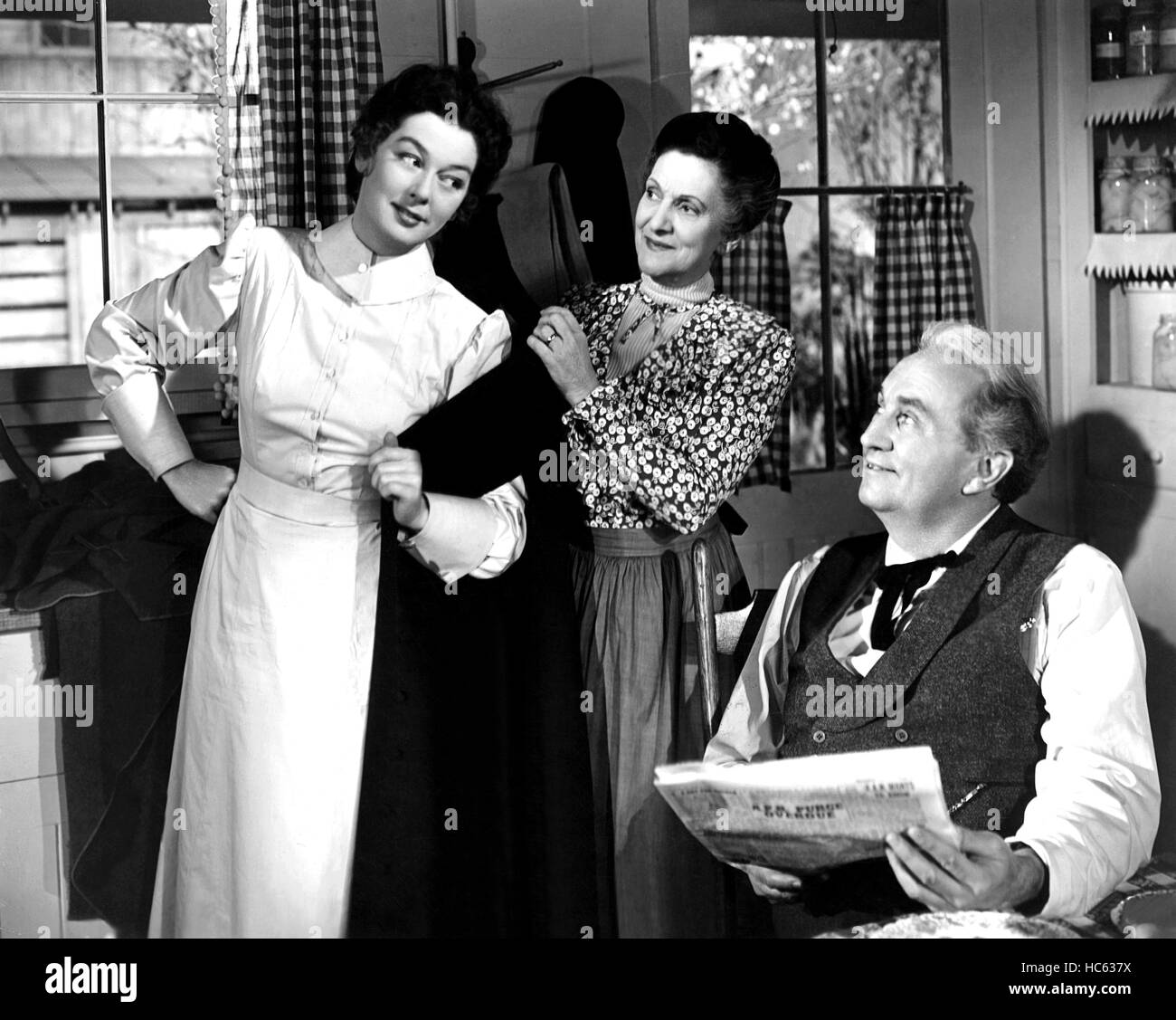 SISTER KENNY, from left, Rosalind Russell, Beulah Bondi, Charles Dingle ...