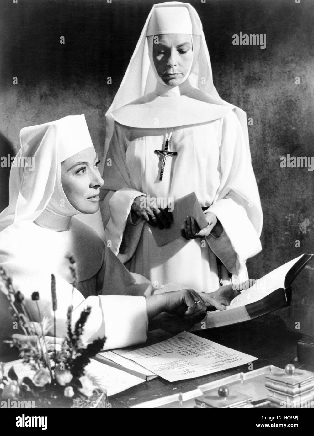 THE SINGING NUN, from left, Greer Garson, Agnes Moorehead, 1966 Stock ...