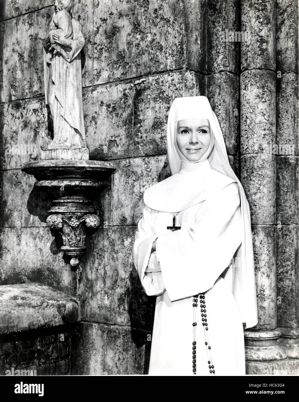 THE SINGING NUN, Debbie Reynolds, 1966 Stock Photo - Alamy