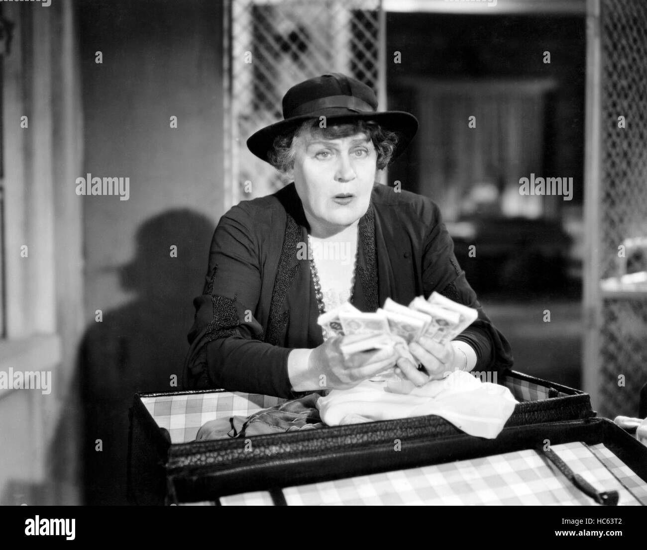 SIX OF A KIND, Alison Skipworth, 1934 Stock Photo - Alamy