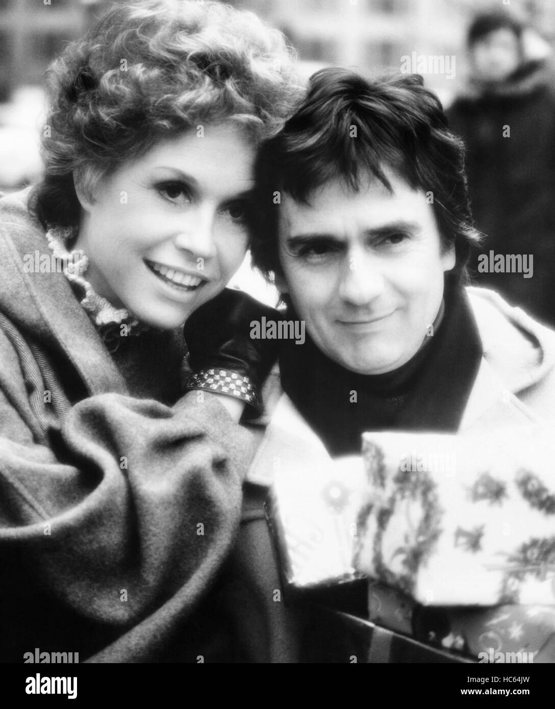 SIX WEEKS, from left: Mary Tyler Moore, Dudley Moore, 1982. ©Universal ...