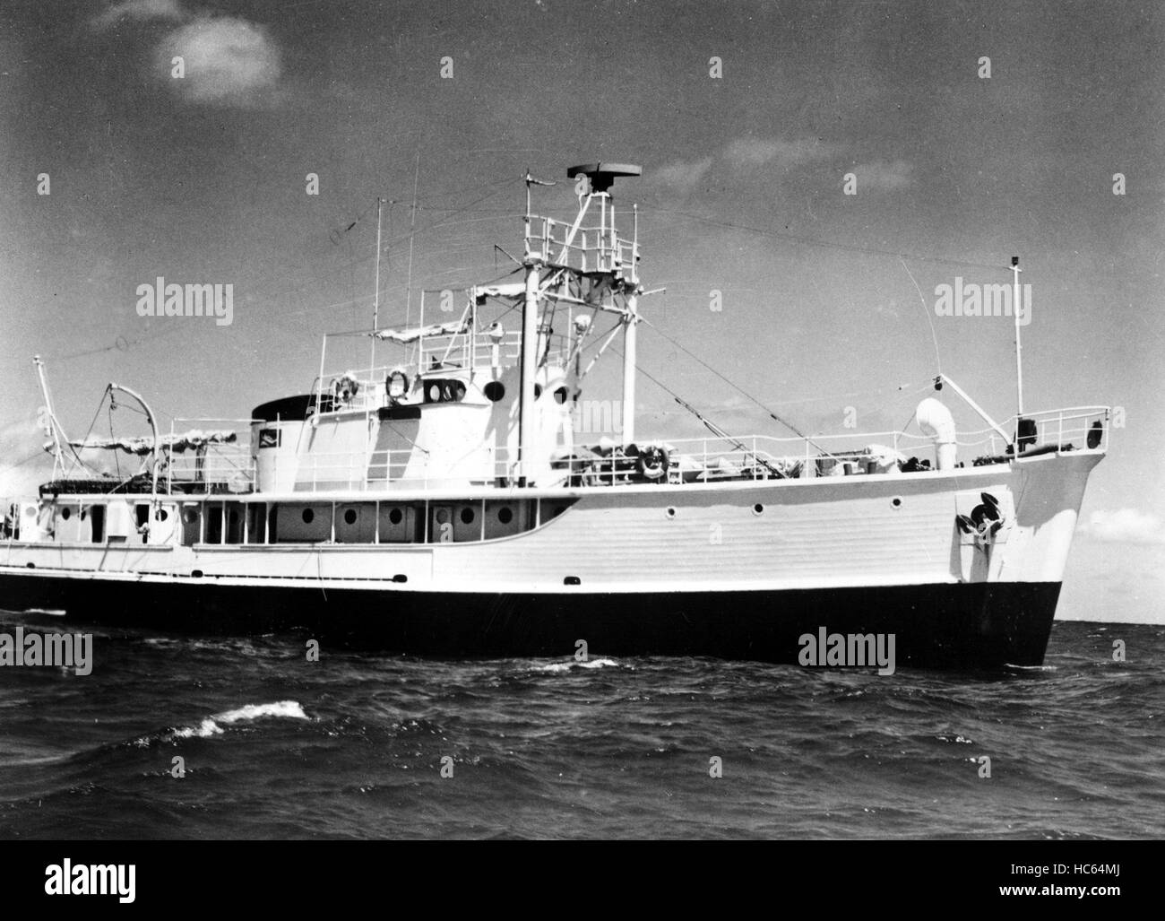 SILENT WORLD, Jacques Cousteau's ship The Calypso, 1956 Stock Photo - Alamy