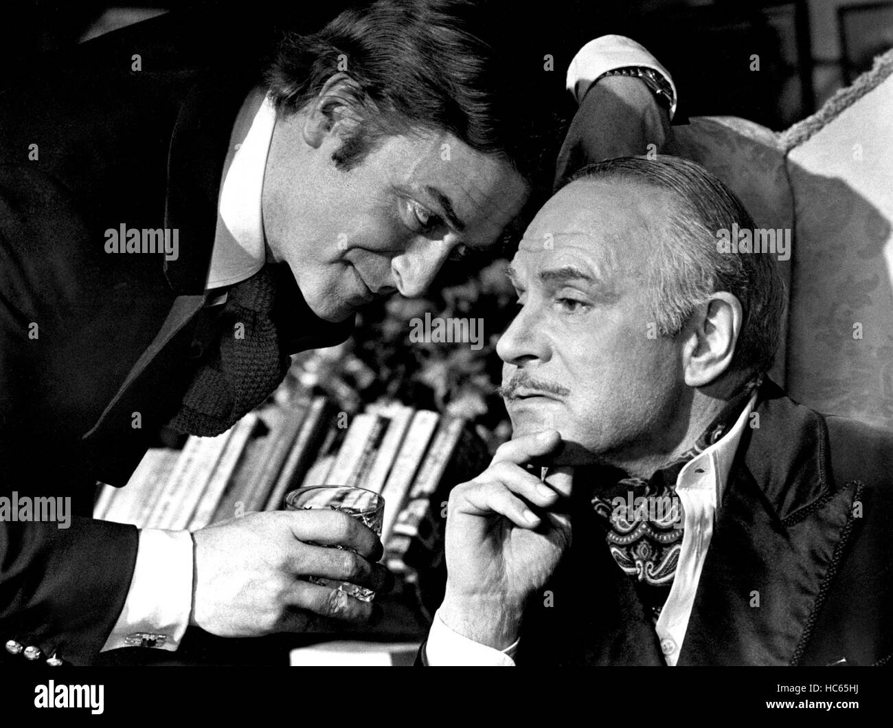 Michael caine sleuth 1972 Black and White Stock Photos & Images - Alamy Michael caine sleuth 1972 Black and White Stock Photos & Images - Alamy