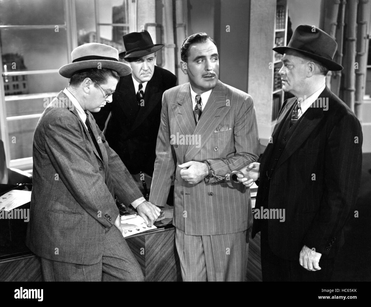 SLIGHTLY HONORABLE, Max Rose, Addison Richards, Pat O'Brien, Cliff ...