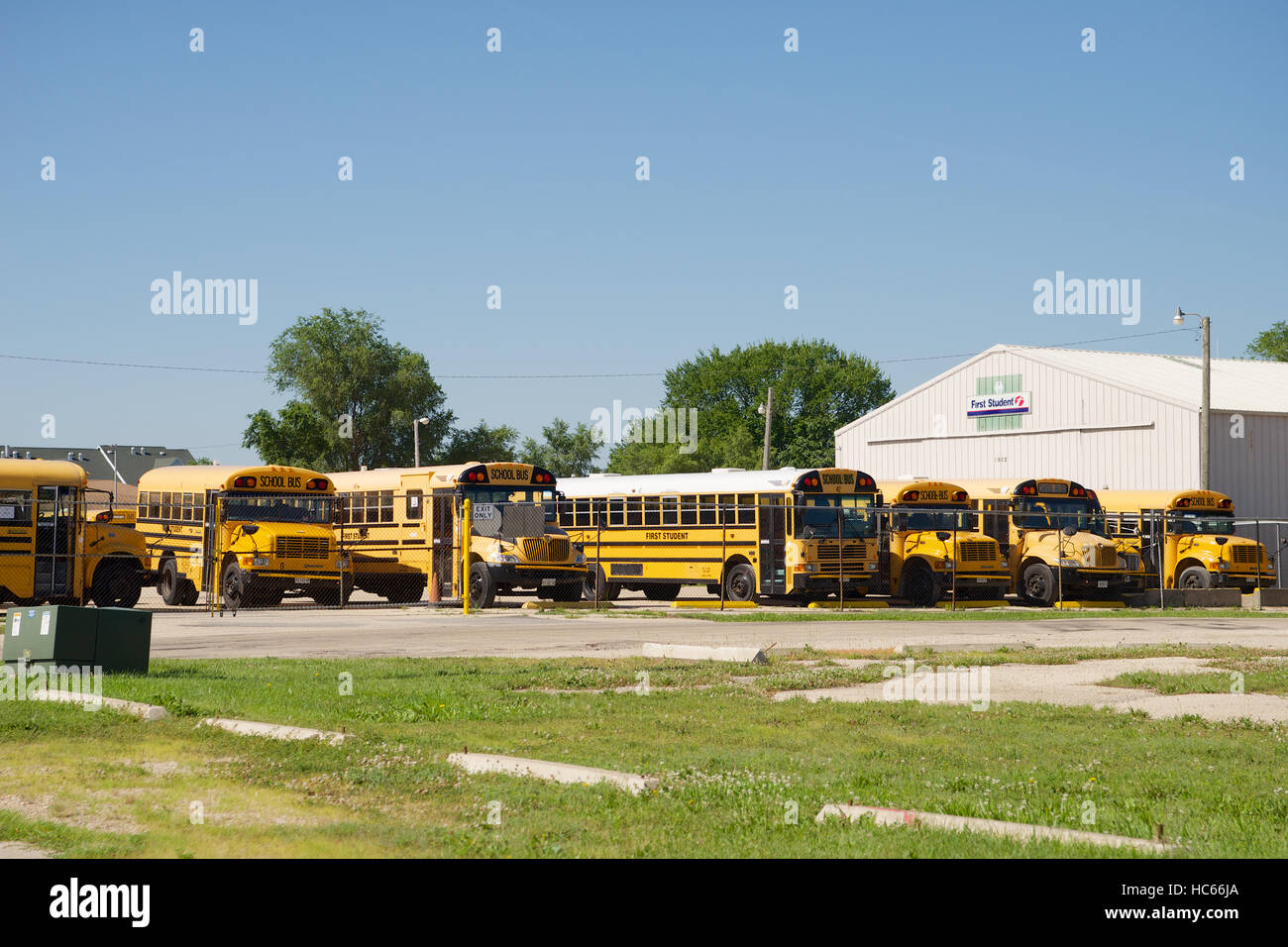 School buses driving hi-res stock photography and images - Alamy