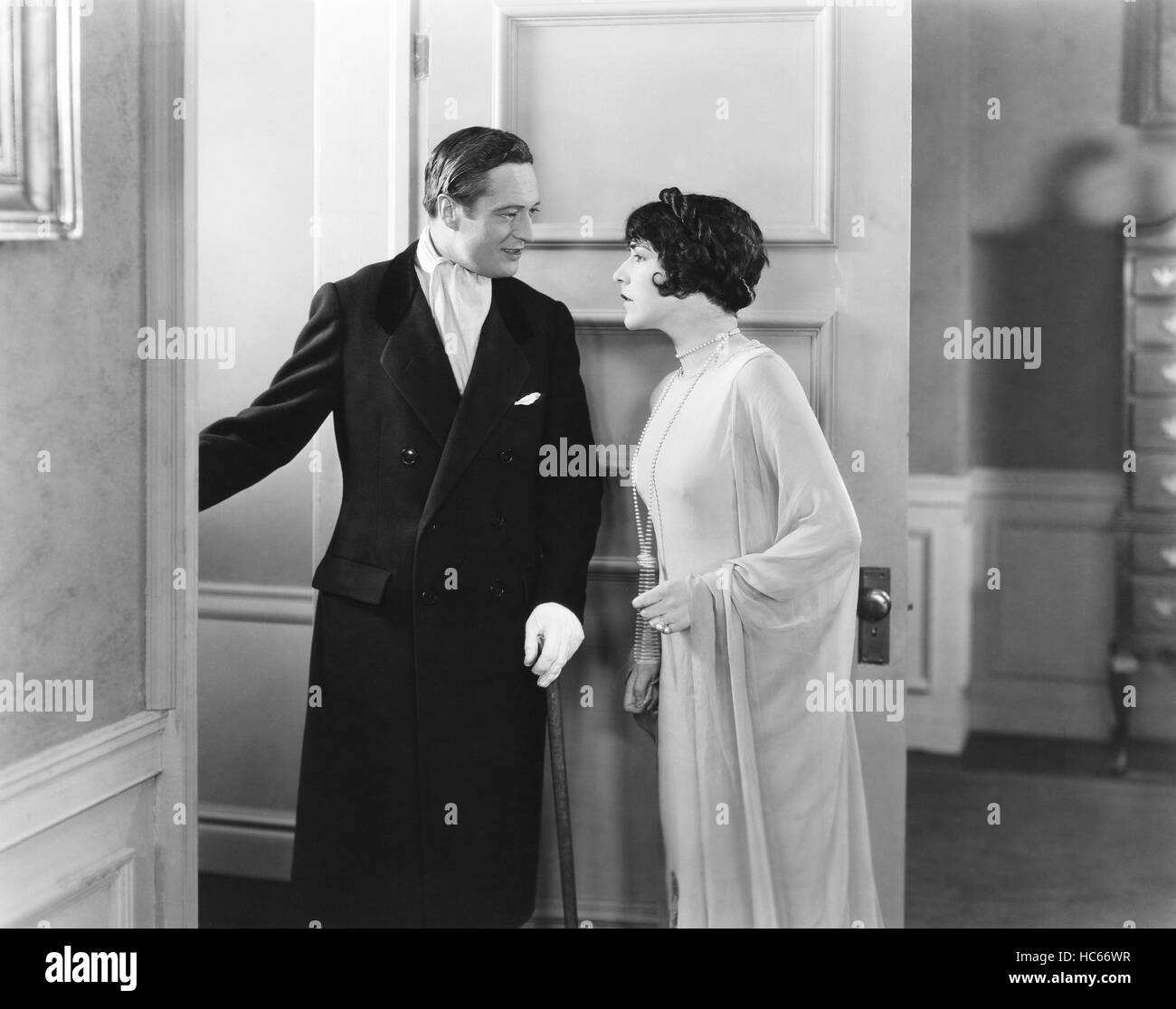 SOUL MATES, from left: Edmund Lowe, Aileen Pringle, 1925 Stock Photo ...