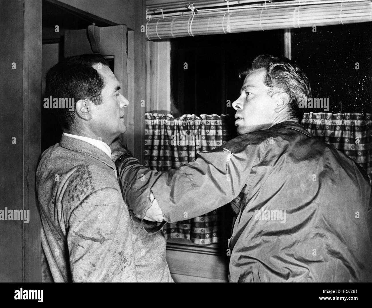 SHACK OUT ON 101, from left, Frank Lovejoy, Lee Marvin, 1955 Stock ...