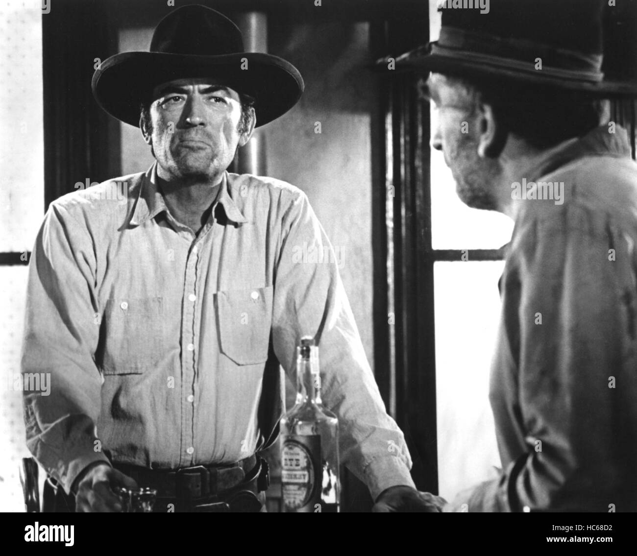 SHOOT OUT, Gregory Peck, Jeff Corey, 1971 Stock Photo - Alamy