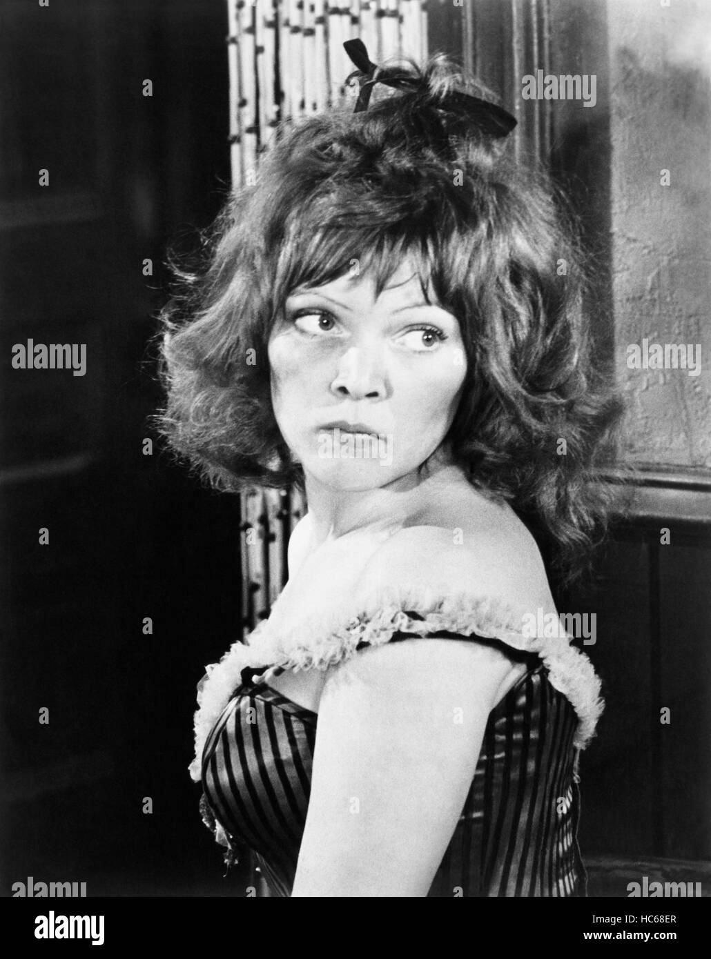 SHOOT OUT, Susan Tyrrell, 1971 Stock Photo - Alamy