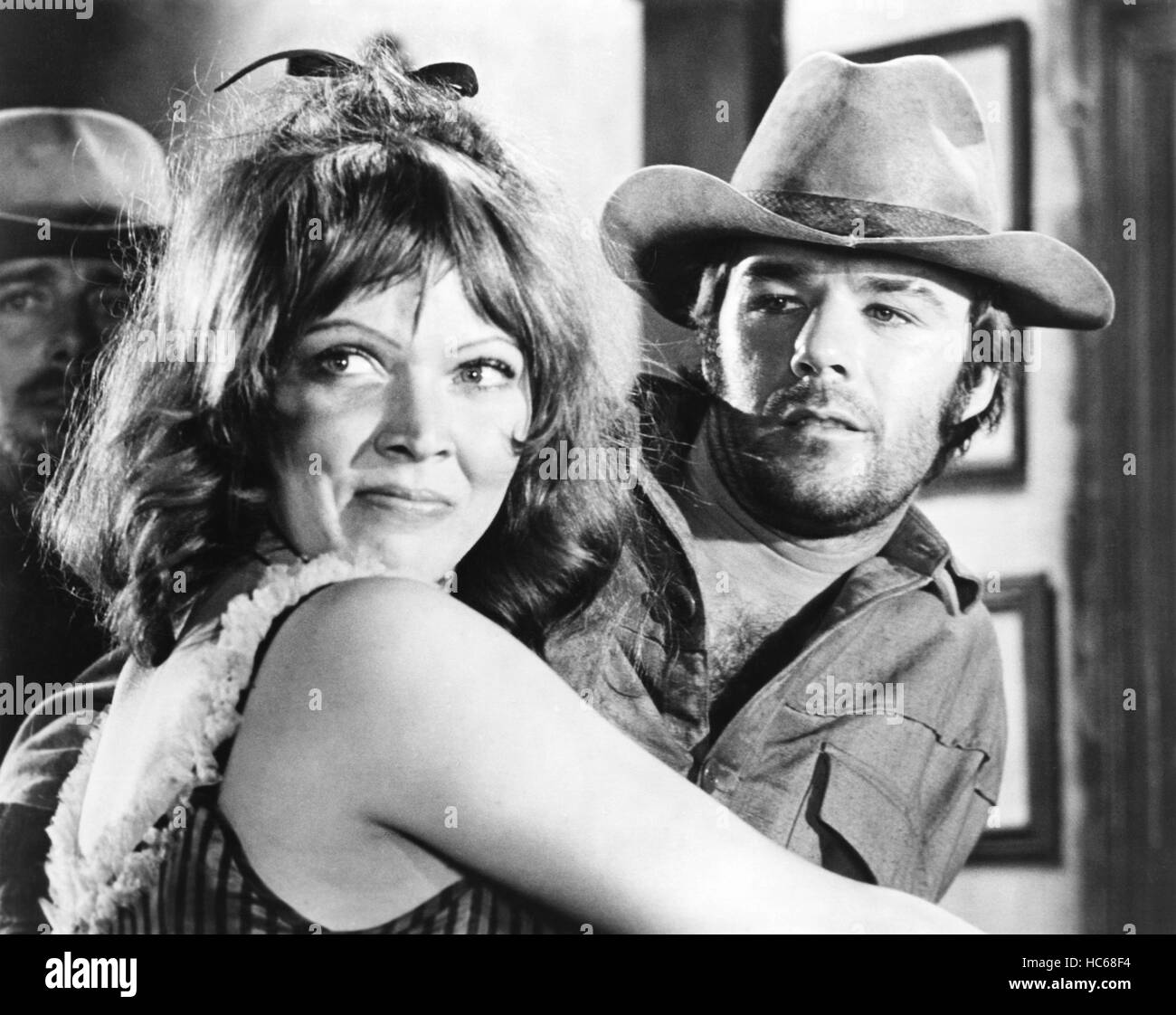 SHOOT OUT, foreground from left: Susan Tyrrell, Robert F. Lyons, 1971 ...