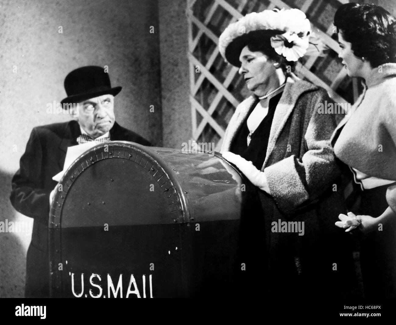 SHAKE, RATTLE AND ROCK!, from left, Raymond Hatton, Margaret Dumont ...