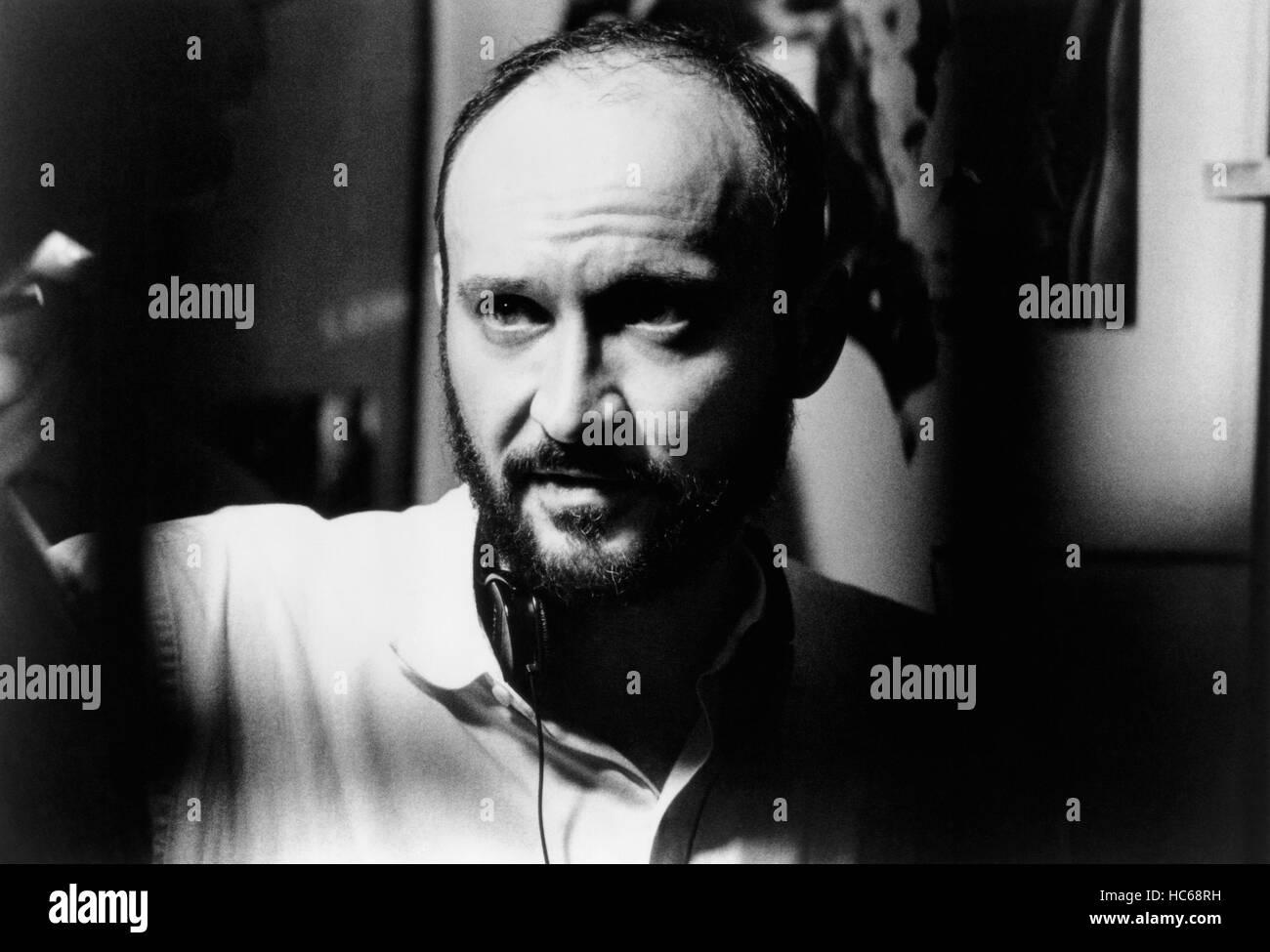 THE SHAWSHANK REDEMPTION, director Frank Darabont, on-set, 1994, (c ...