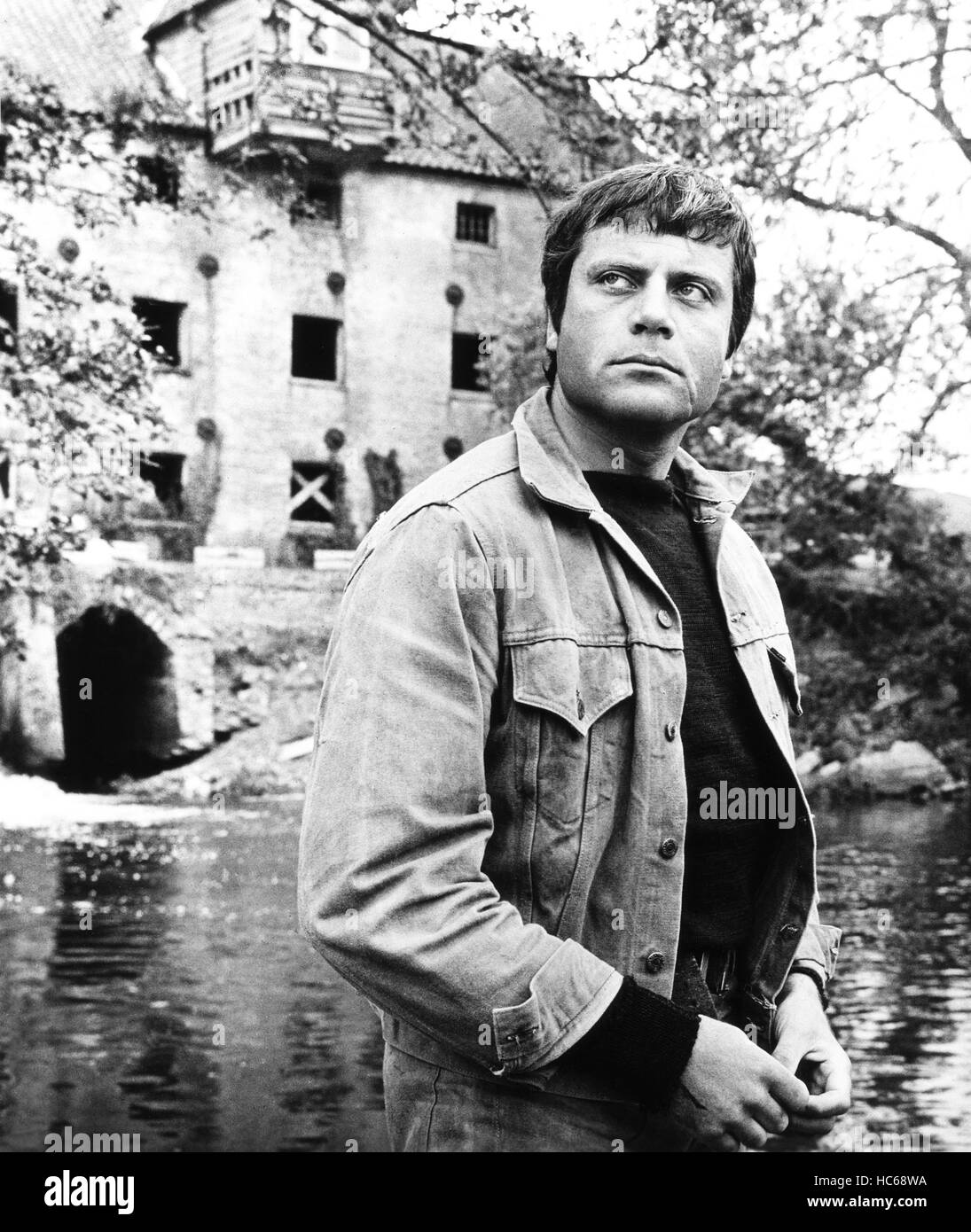 THE SHUTTERED ROOM, Oliver Reed, 1967 Stock Photo - Alamy