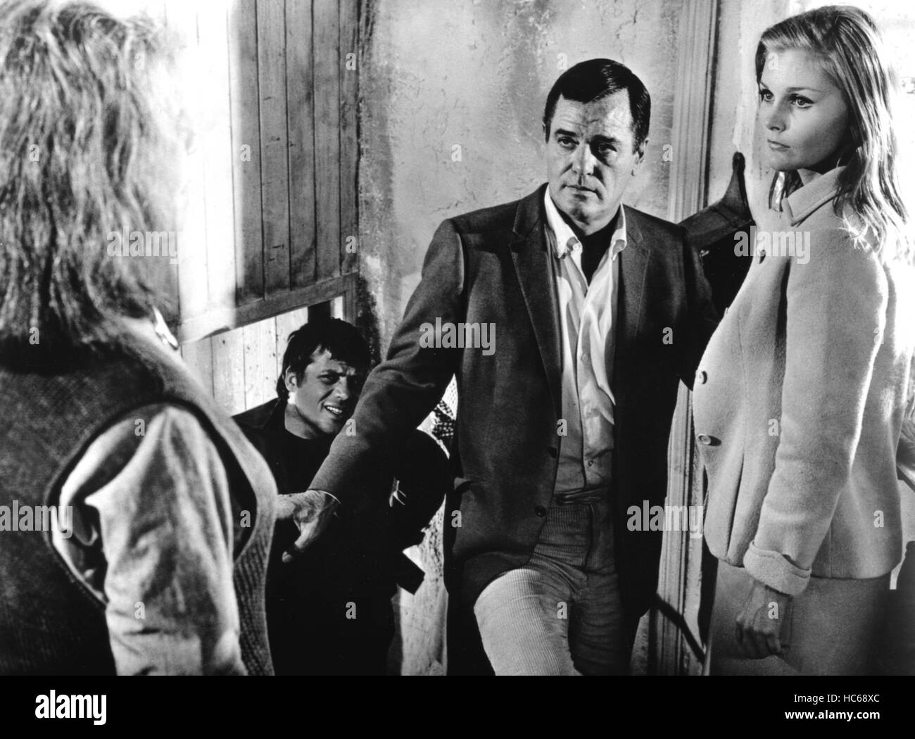 THE SHUTTERED ROOM, from left: Flora Robson, Oliver Reed, Gig Young ...