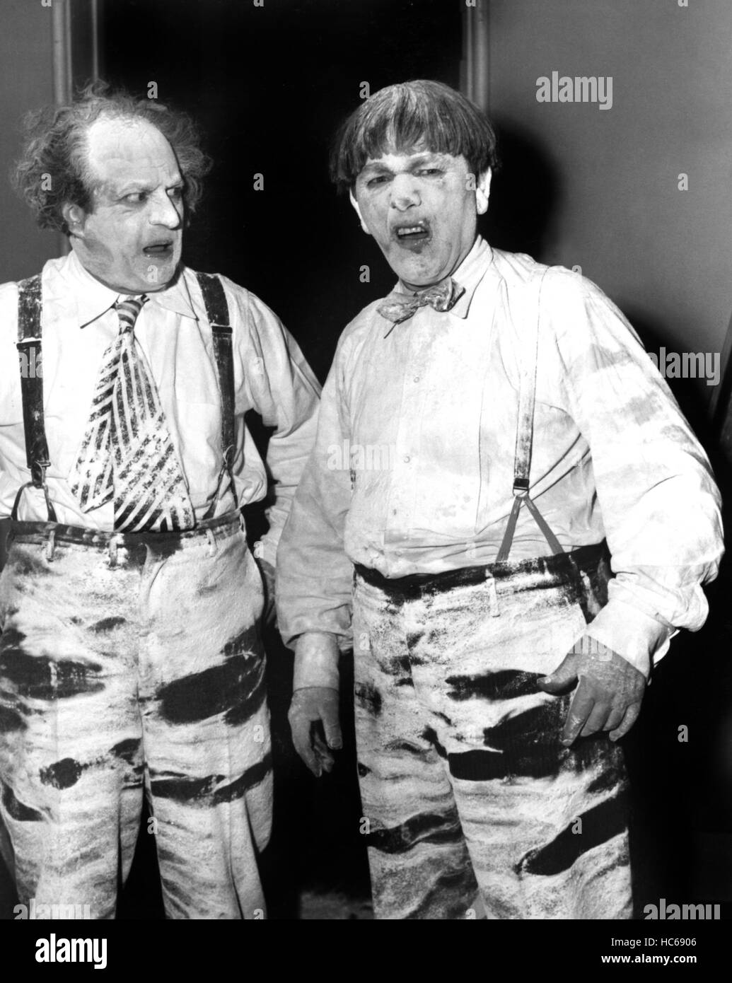 SHIVERING SHERLOCKS, from left: Larry Fine, Moe Howard, (The Three ...