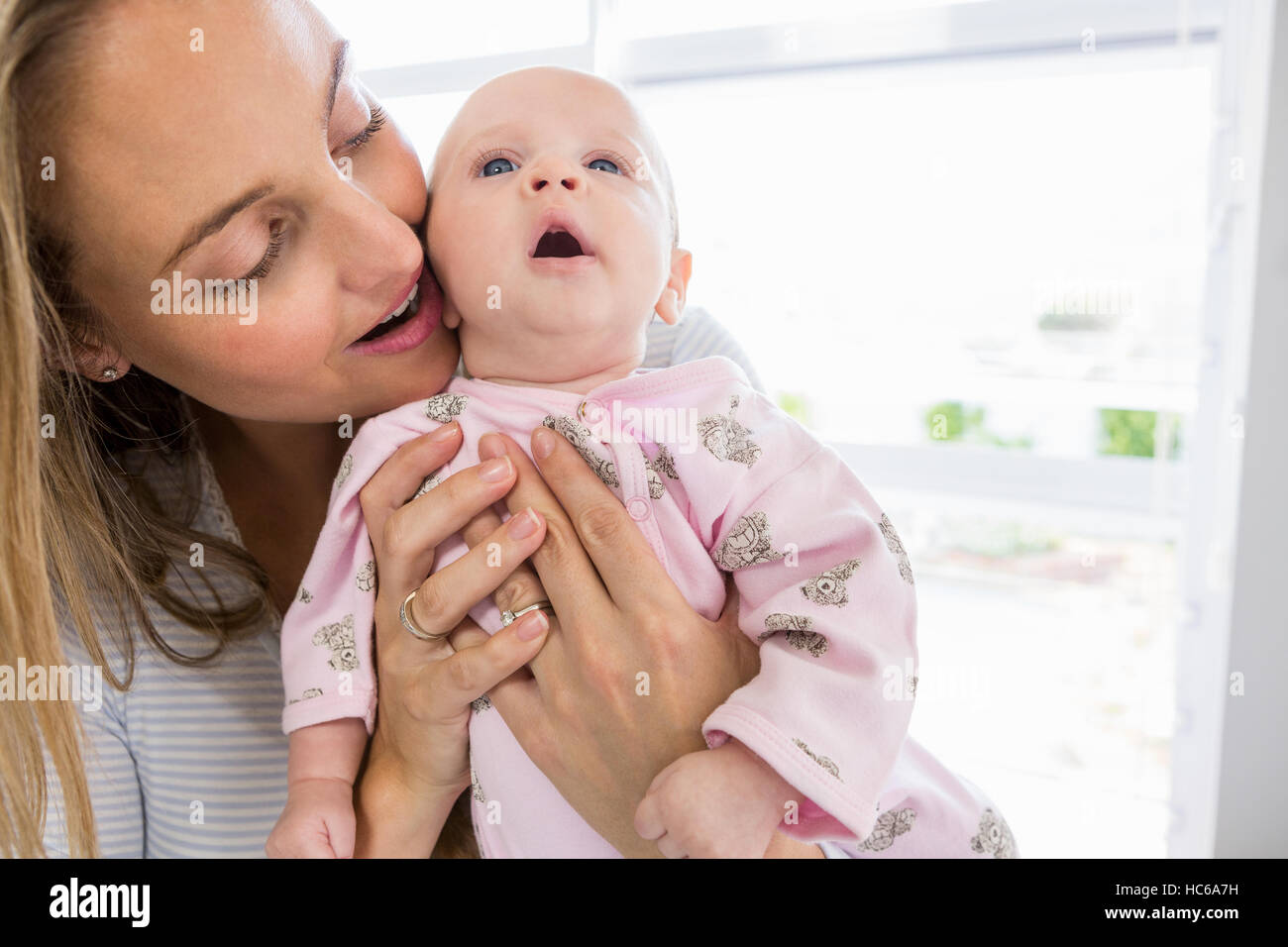 Baby boy mouth open hi-res stock photography and images - Alamy