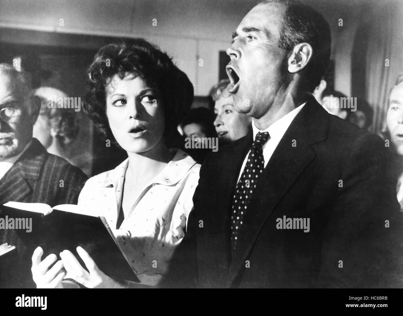 SPENCER'S MOUNTAIN, from left: Maureen O'Hara, Henry Fonda, 1963 Stock ...