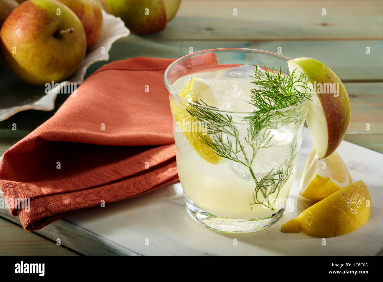 Sparkling apple beverage Stock Photo - Alamy