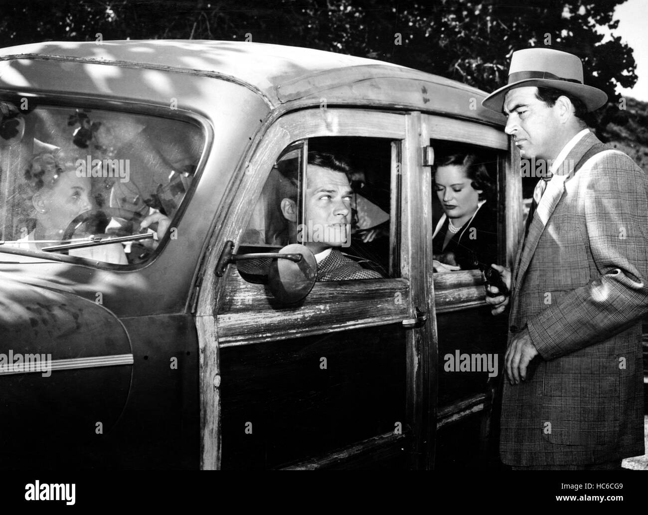 SPLIT SECOND, from left: Jan Sterling, Keith Andes, Alexis Smith, Stephen McNally, 1953 Stock ...
