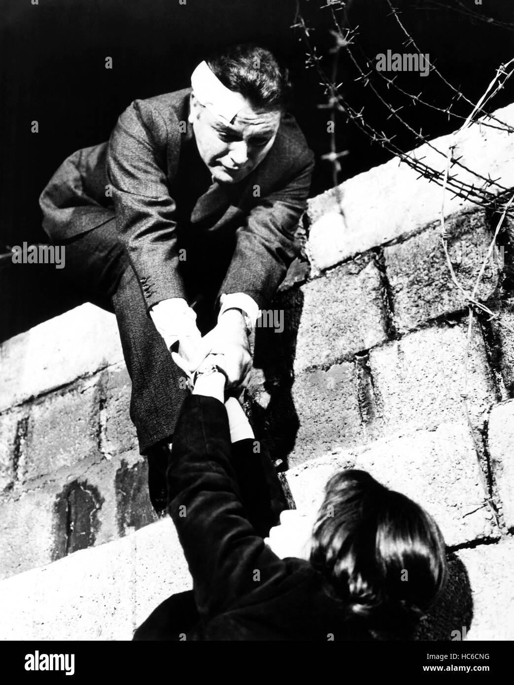 THE SPY WHO CAME IN FROM THE COLD, from top, Richard Burton, Claire Bloom, 1965 Stock Photo - Alamy