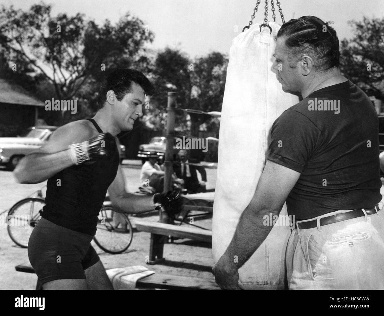 THE SQUARE JUNGLE, Tony Curtis, Ernest Borgnine, 1955 Stock Photo - Alamy